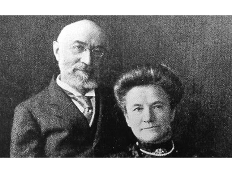 Better Than Jack and Rose: The True Story of the Elderly Couple in ...
