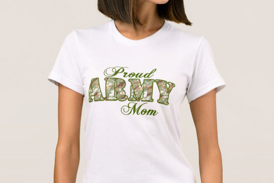 15 Best Army Mom Shirts to Wear With Pride