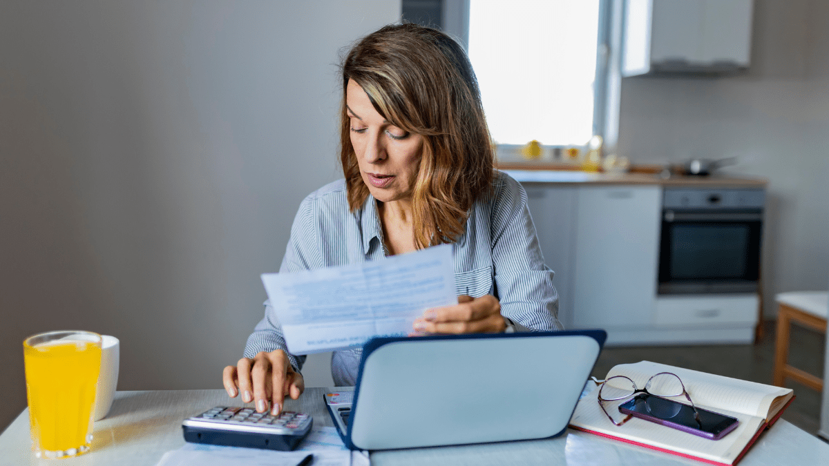 How to Calculate the Size of Your Stimulus Check | Woman's World