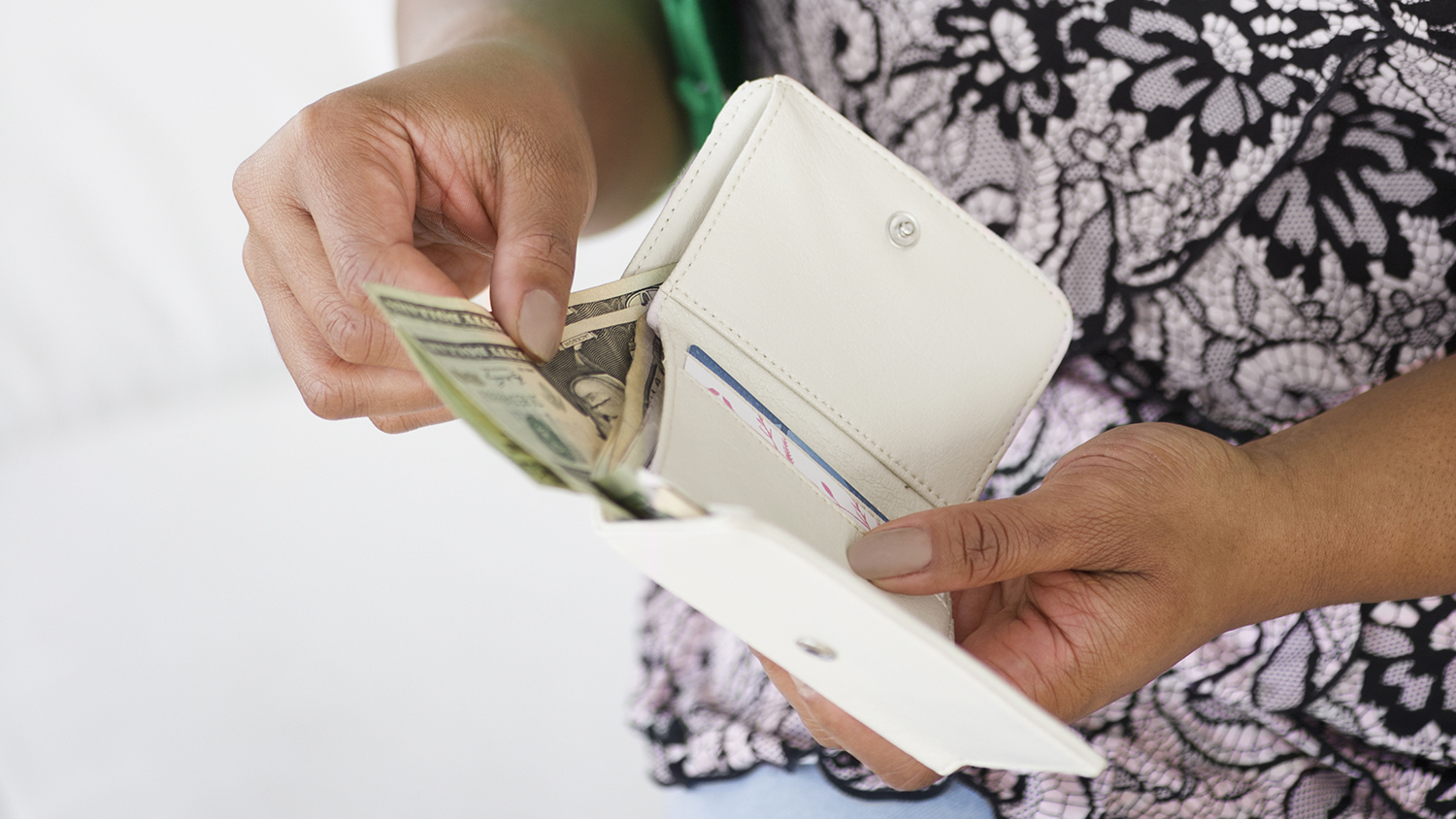 4 Ways to Outsmart Sneaky Bank Charges and Keep Your Cash