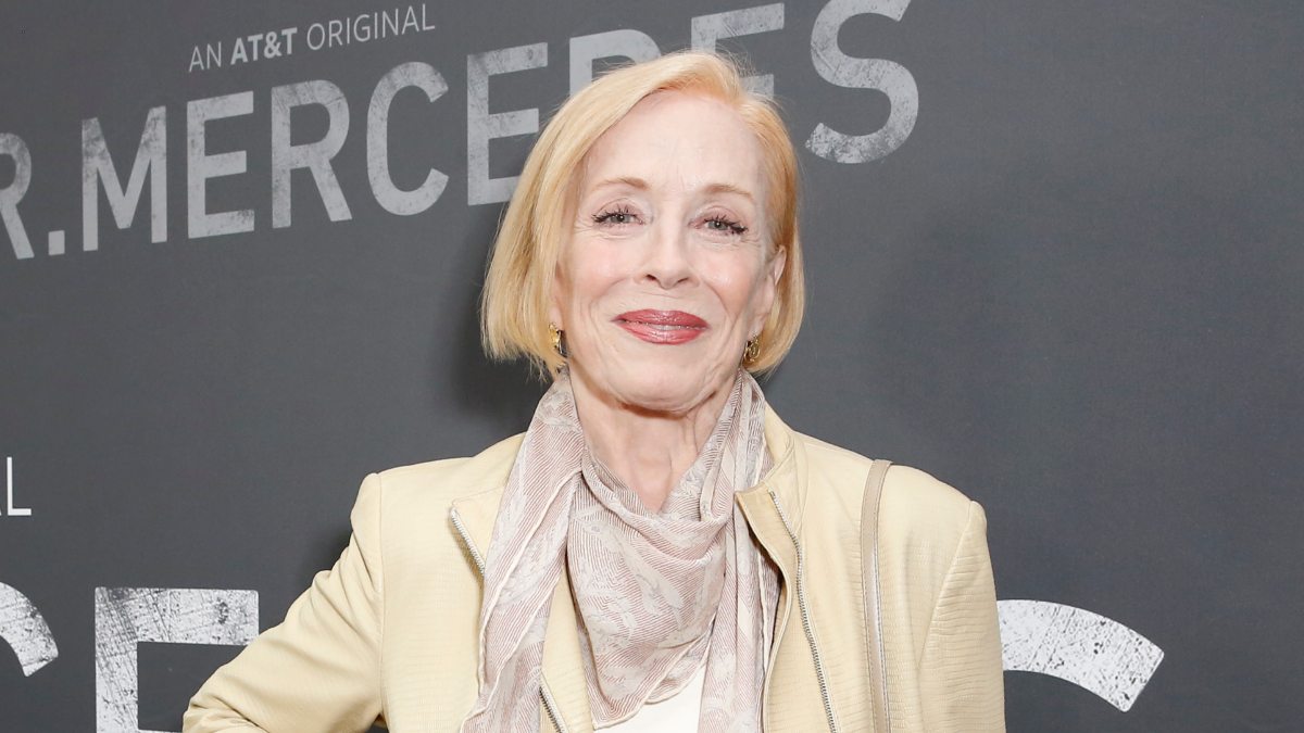 The Best Short Haircuts for Women Over 60 — Classic, Elegant, and ...