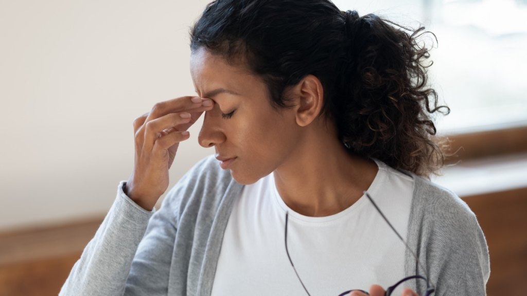 Dry Eye Syndrome Self-Care: Experts’ Top Tips Ease Irritation | Woman's ...