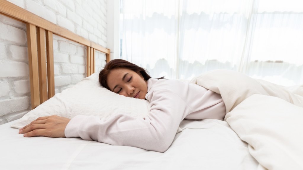 Why You Keep Waking up at 3 AM and How To Sleep Soundly | Woman's World