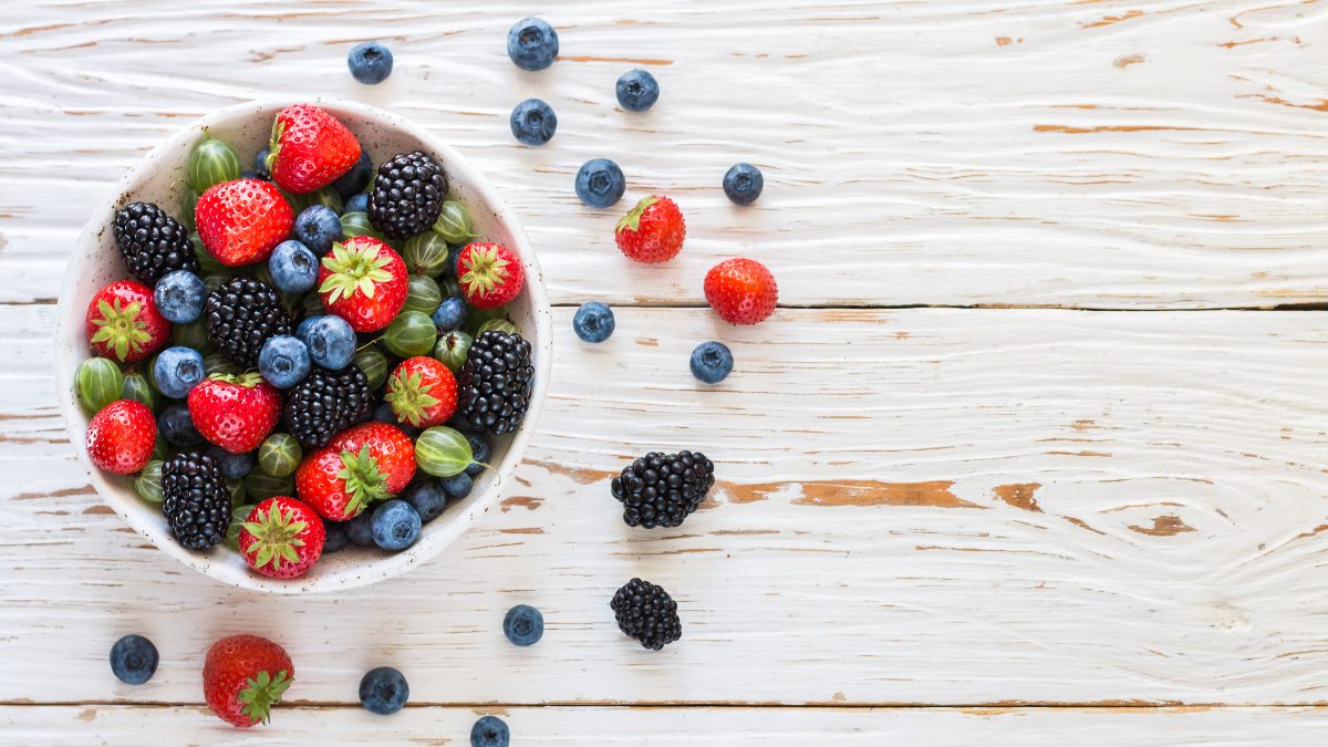 5 Berries for Skin Woes: Reduce Wrinkles & More | Woman's World