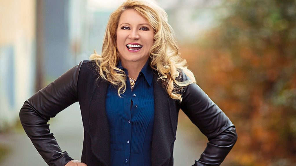 Delilah Radio Host Talks Faith, Self-Worth And Overcoming Grief | Woman ...