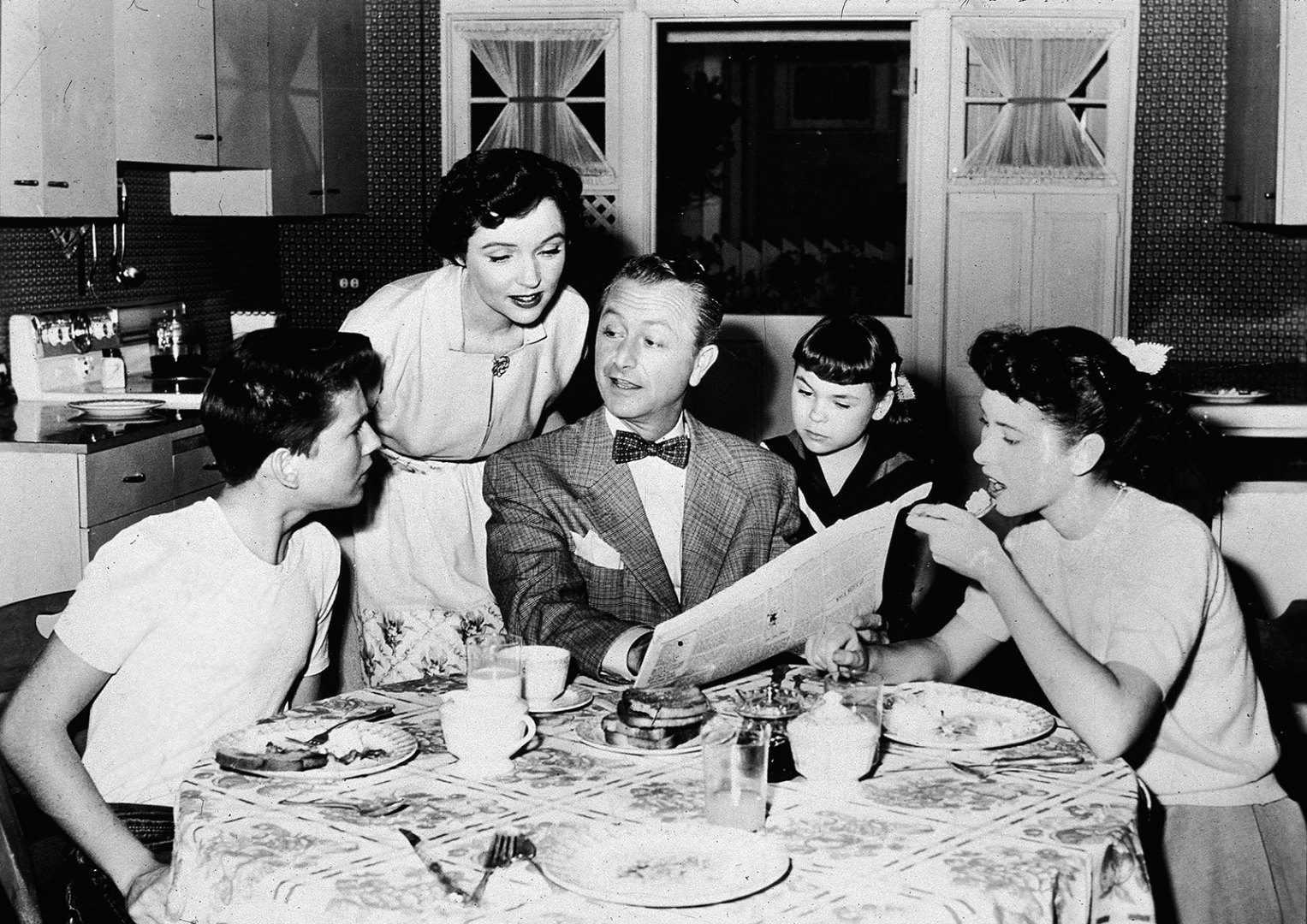 'Father Knows Best' Cast — Then and Now | Woman's World