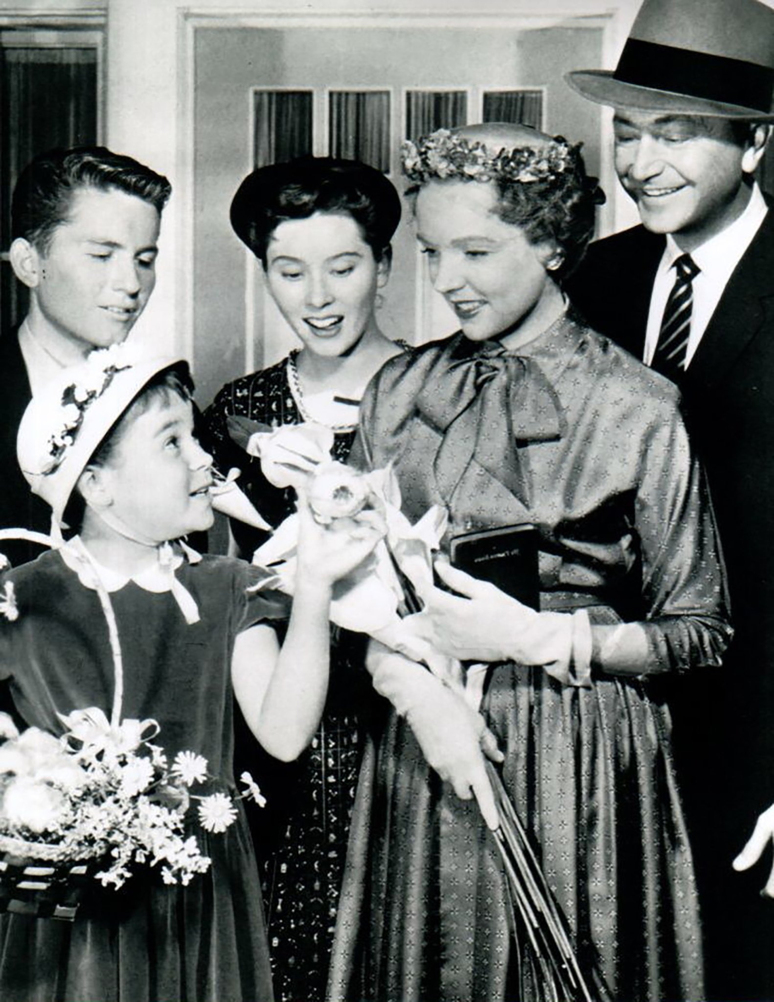 Lauren Chapin Dies At 80 Remembering The Father Knows Best Cast