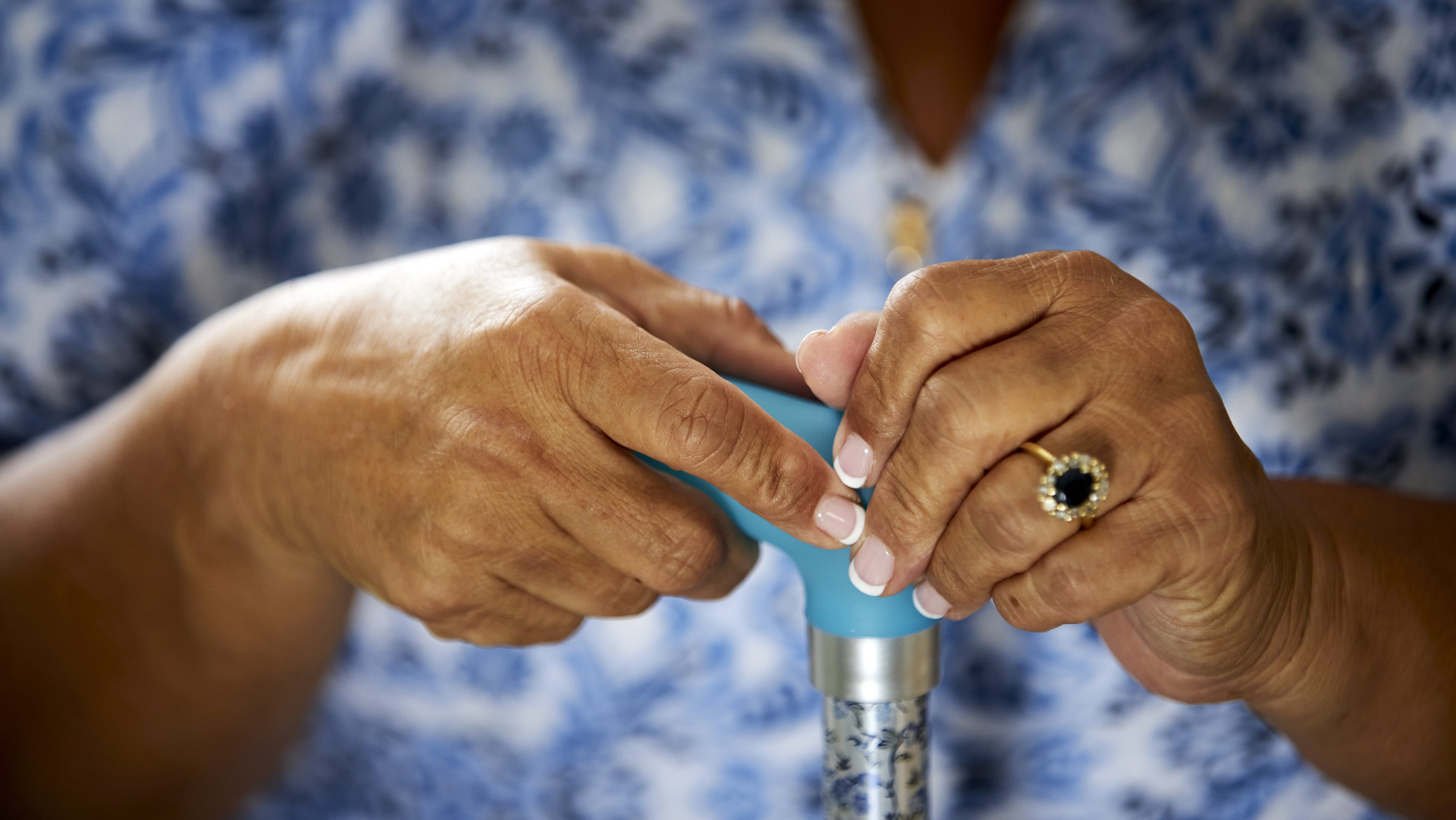 Save on Pre-Owned Items: Experts' Top Tips | Woman's World
