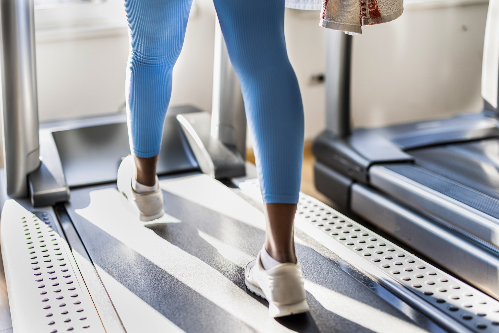 Backwards Walking Weight Loss: Inside Viral Fitness Trend | Woman's World