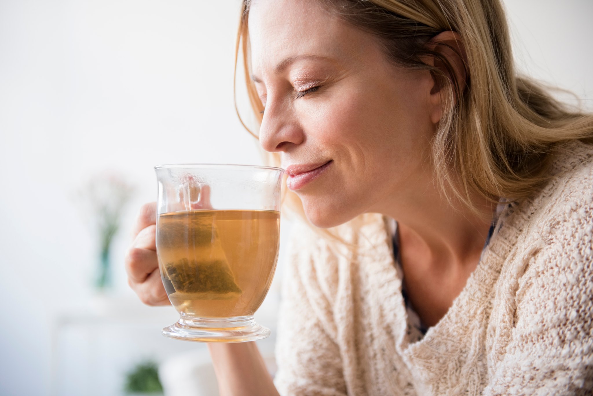 Drinking Tea Every Day May Slow Aging, Study Reveals | Woman's World