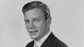 Peter Graves: 10 Facts About the 'Mission: Impossible' Actor | Woman's ...