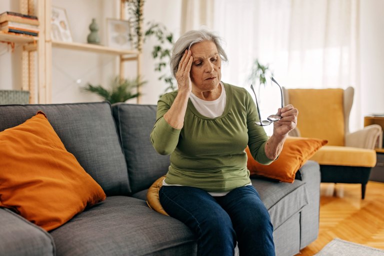 How To Tell Which Ear Is Causing Vertigo, Plus the Epley Maneuver Fix ...