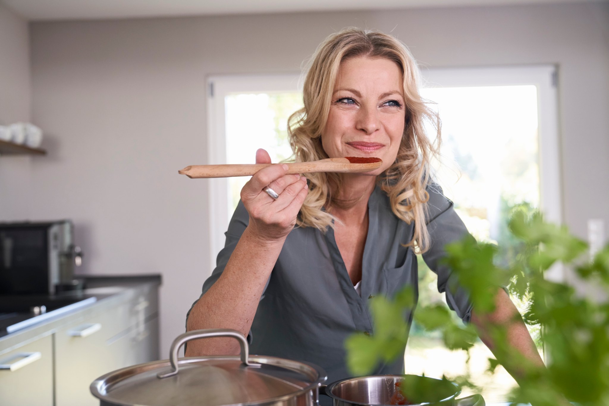 Is Teflon Safe? How To Avoid ‘Teflon Flu’ Caused by Nonstick Pans ...