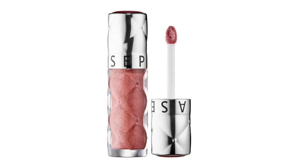 Best Lip Glosses for Women Over 50: Options That Plump and Hydrate Lips ...