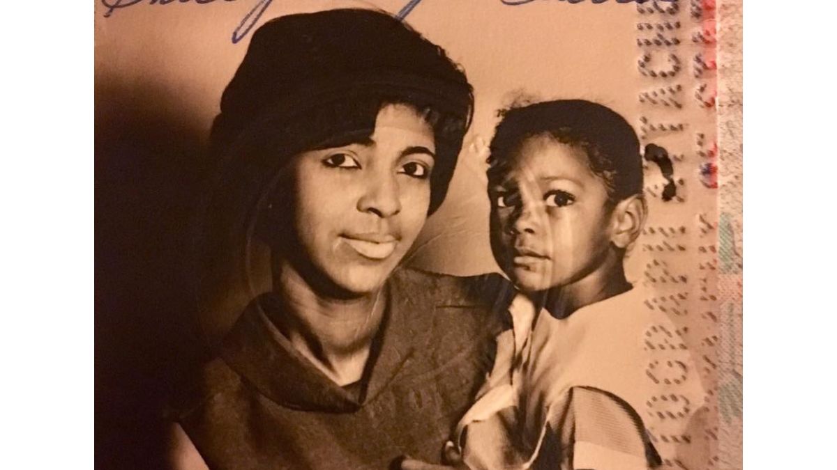 Harris Faulkner Shares Life Lessons from Her Military Father | Woman's ...