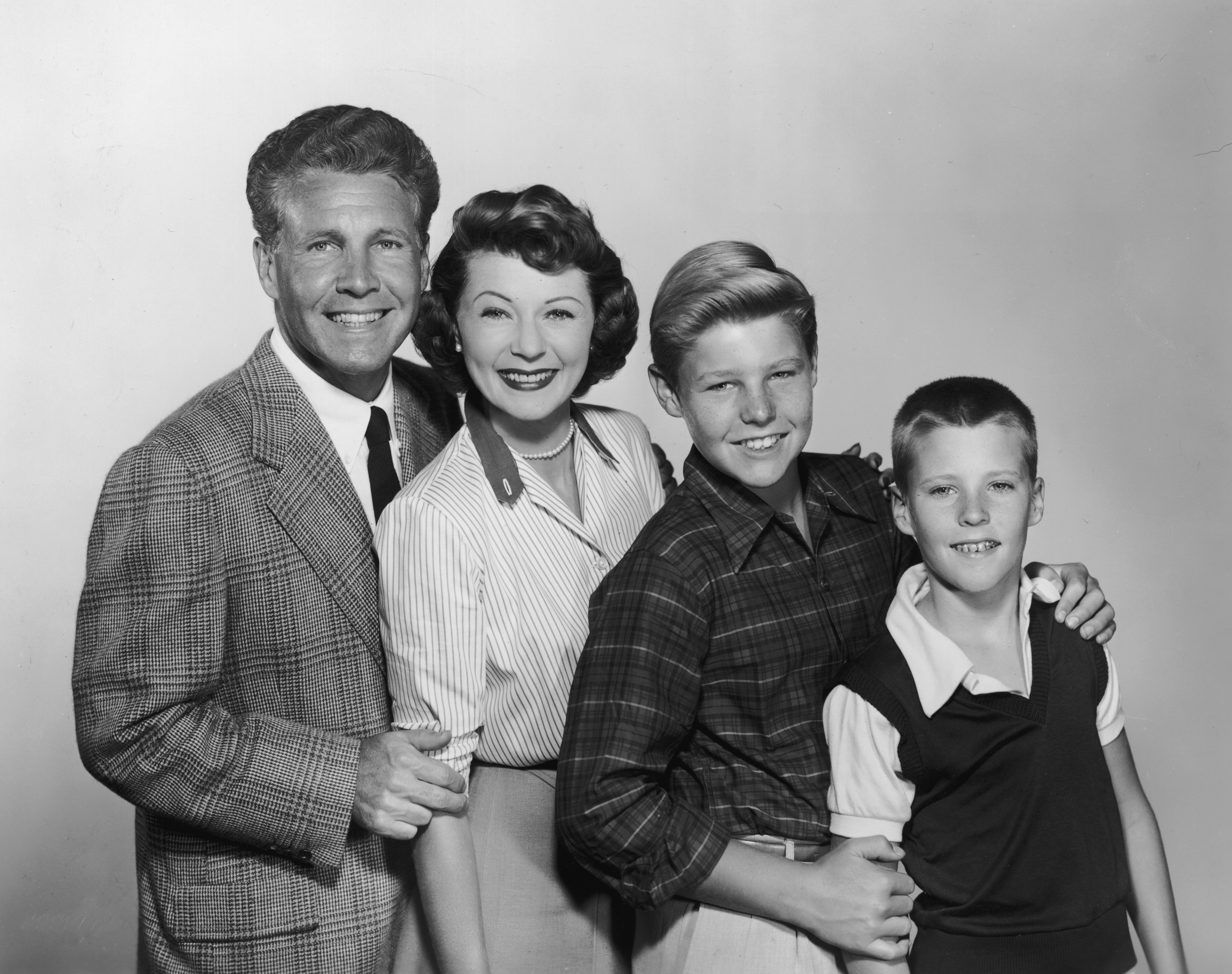 42 Best 1950s Sitcoms: TV Golden Age Classics to Forgotten Favorites ...
