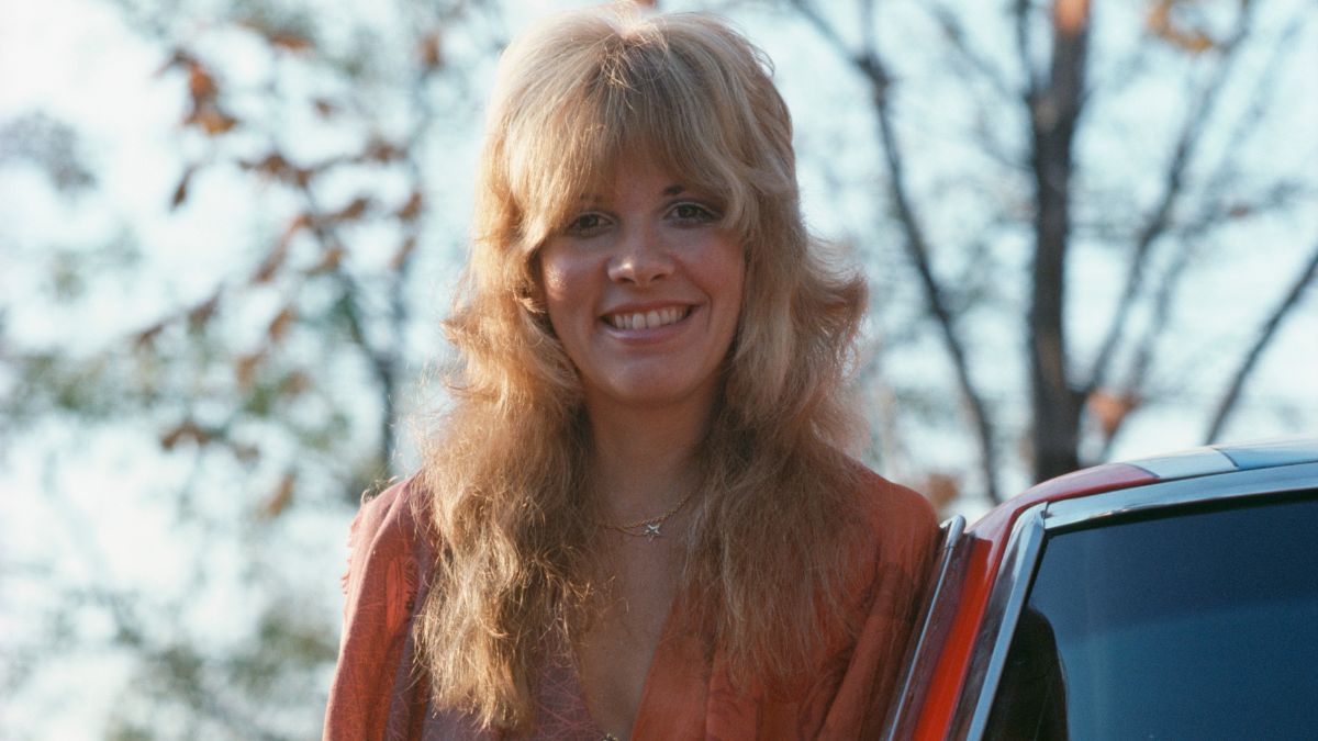 Why Didn’t Stevie Nicks Have Kids? The Singer Explains | Woman's World