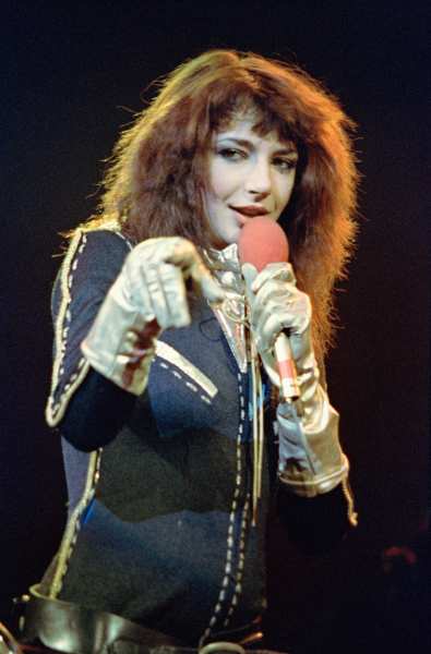 Kate Bush Facts: Music, Prince Collab and ‘Stranger Things’ Impact ...