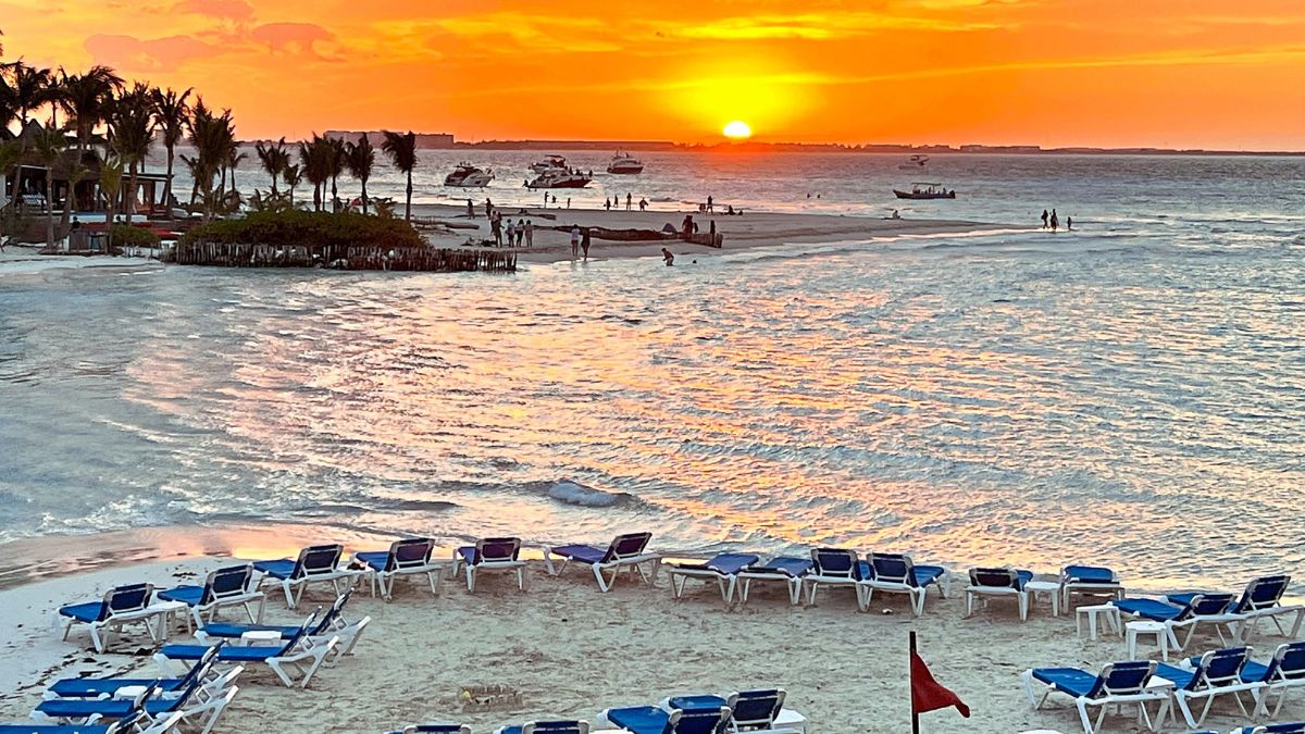 Solo Female Travel: My Perfect Isla Mujeres Escape | Woman's World