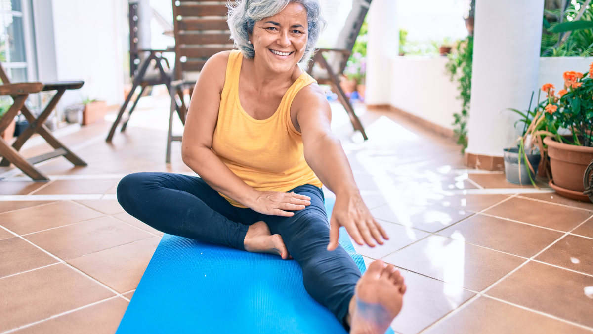 Knee Clicking? Here’s What Causes It and How to Stop It | Woman's World