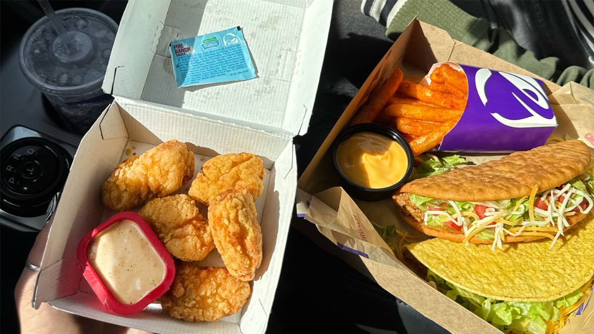 Taco Bell Chicken Nuggets: Release Date, Dipping Sauces, More | Woman's ...