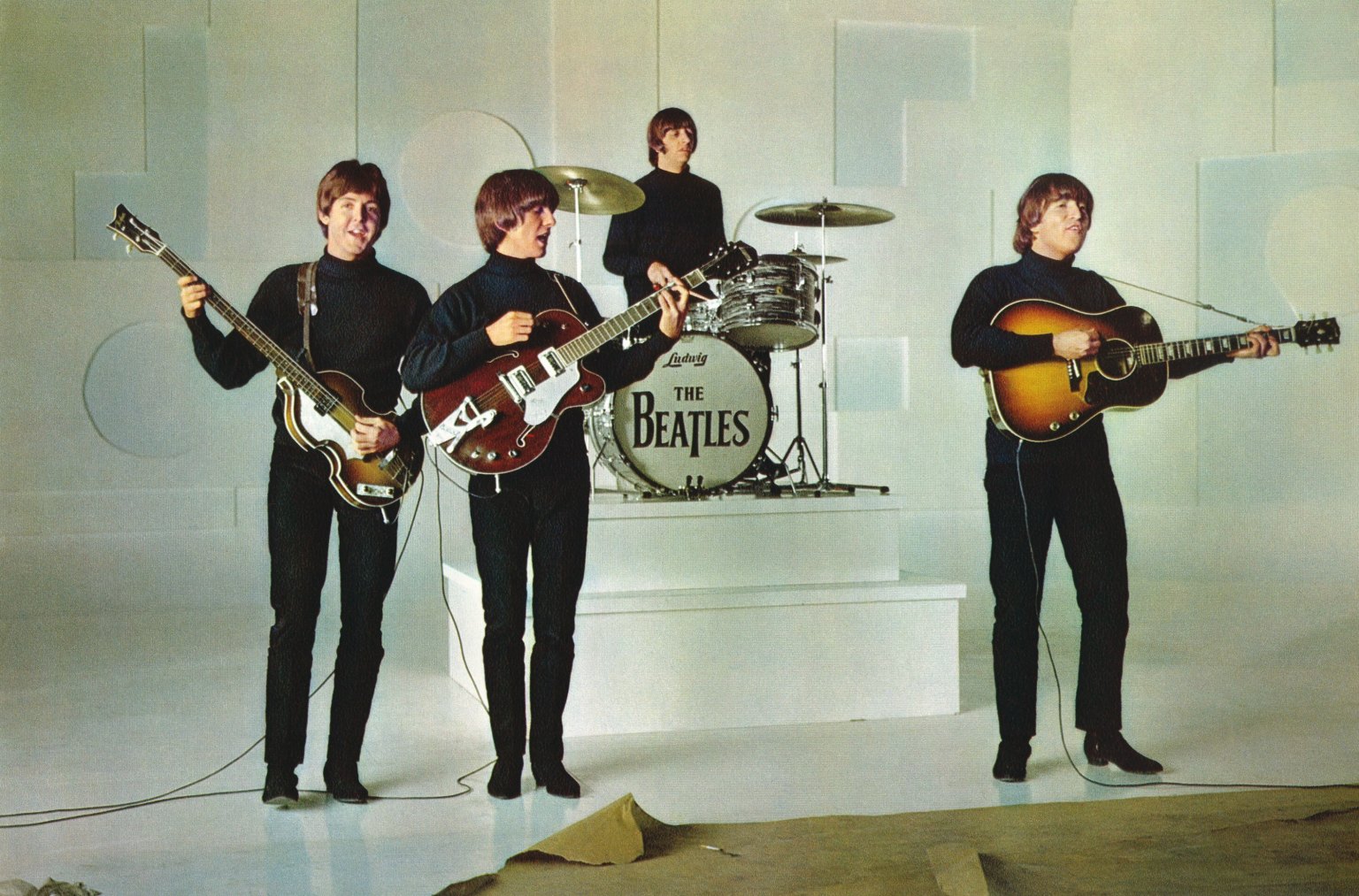 Elvis Meets The Beatles: The Untold Story of Their 1965 Meeting | Woman ...