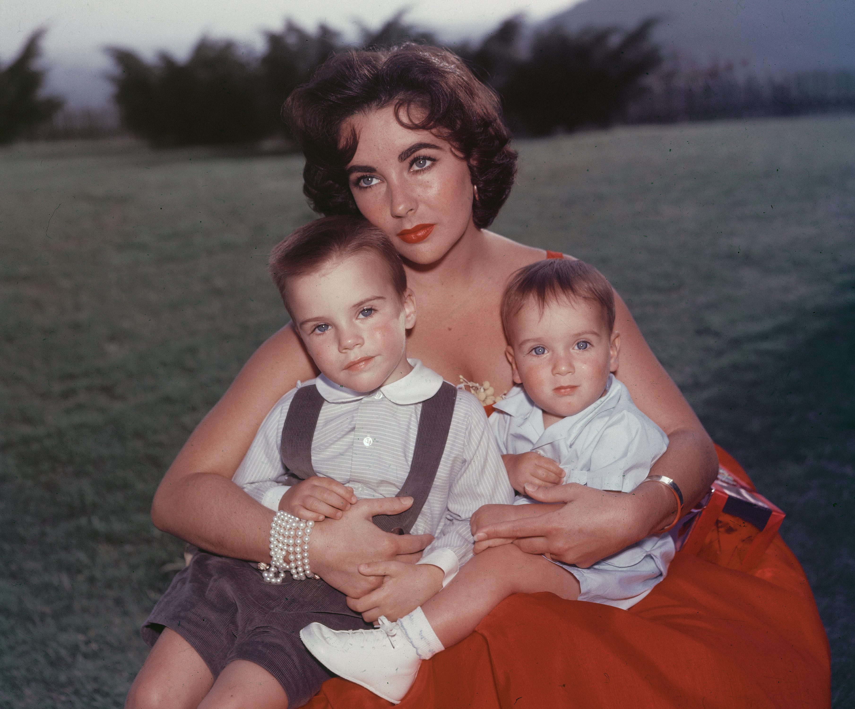 See Photos Of Elizabeth Taylor And Her Kids Through The