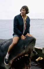 'Jaws': 15 Rare Behind-the-Scenes Photos from the Terrifying Classic ...