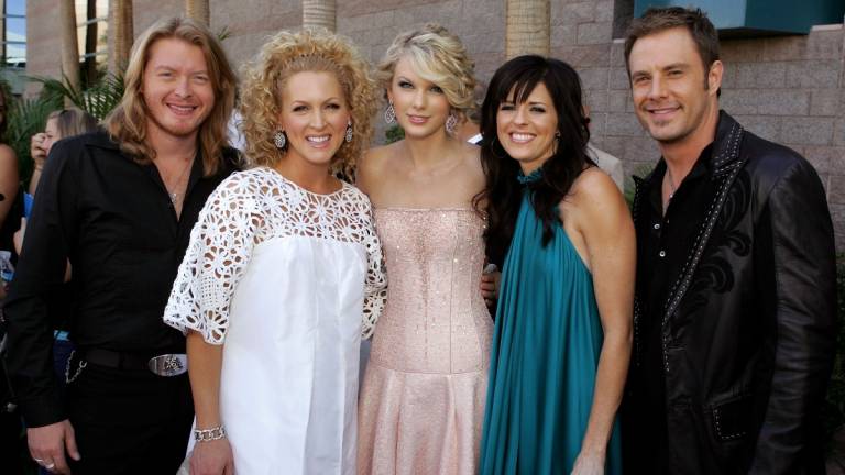 Country Singers Married to Actors: See the Sweetest Couples | Woman's World