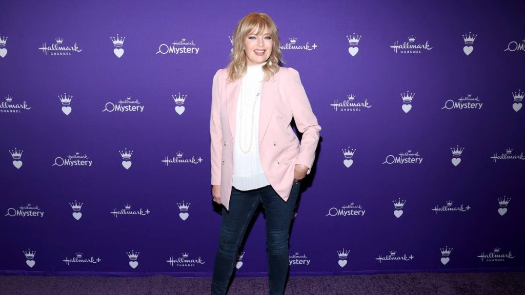 Melissa Peterman on Faith, Family & Working With Reba | Woman's World