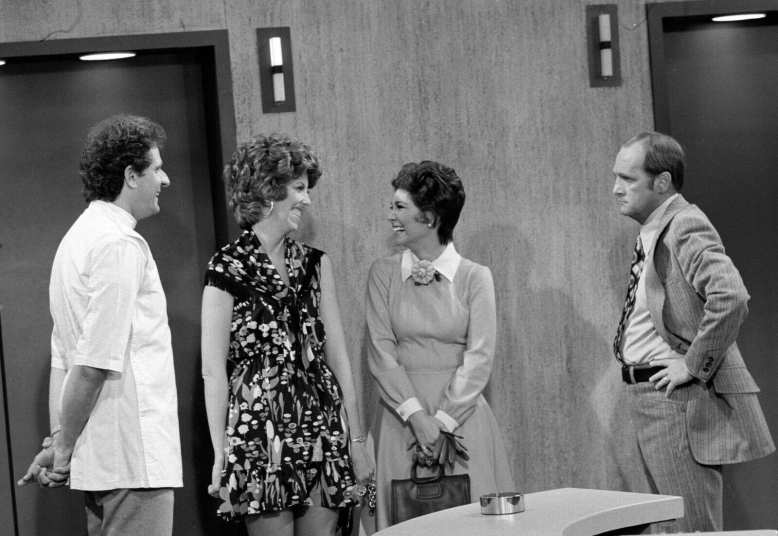 The Bob Newhart Show Behind The Scenes Facts | Woman's World