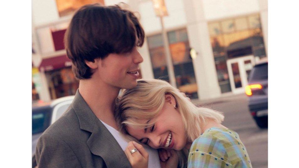 ‘The Madison’ Real Life Couples: Michelle Pfeiffer, Patrick J. Adams ...