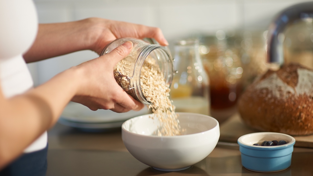 Oatzempic Diet: Experts Weigh in on the Viral Weight Loss Trend | Woman ...