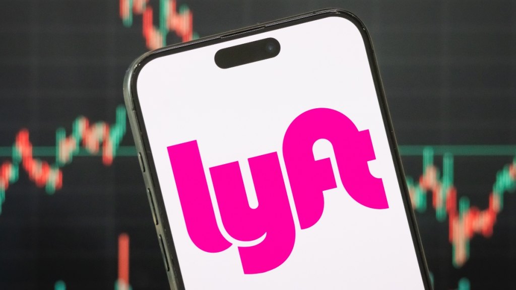 Lyft Silver for Seniors: A Look at the New Rideshare Feature | Woman's ...