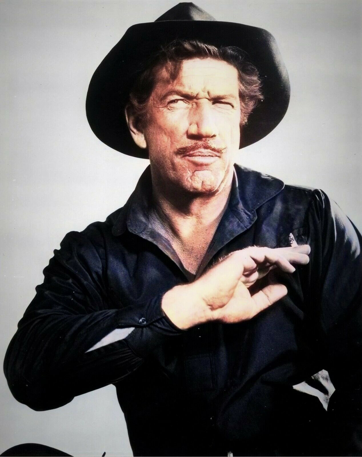 16 Rare ‘Have Gun Will Travel’ Set Photos: Unseen Richard Boone Moments ...