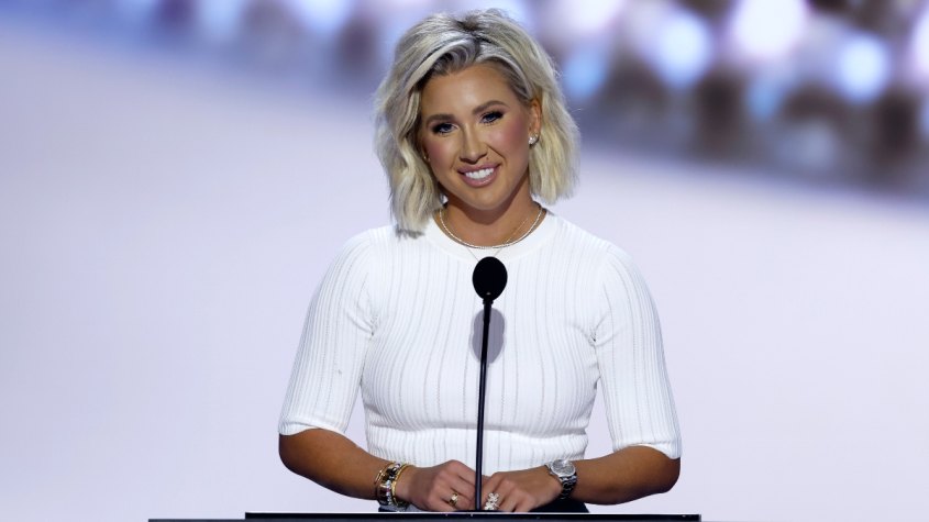 A Look at the Chrisley Family Tree: From Nanny Faye to Grayson and ...