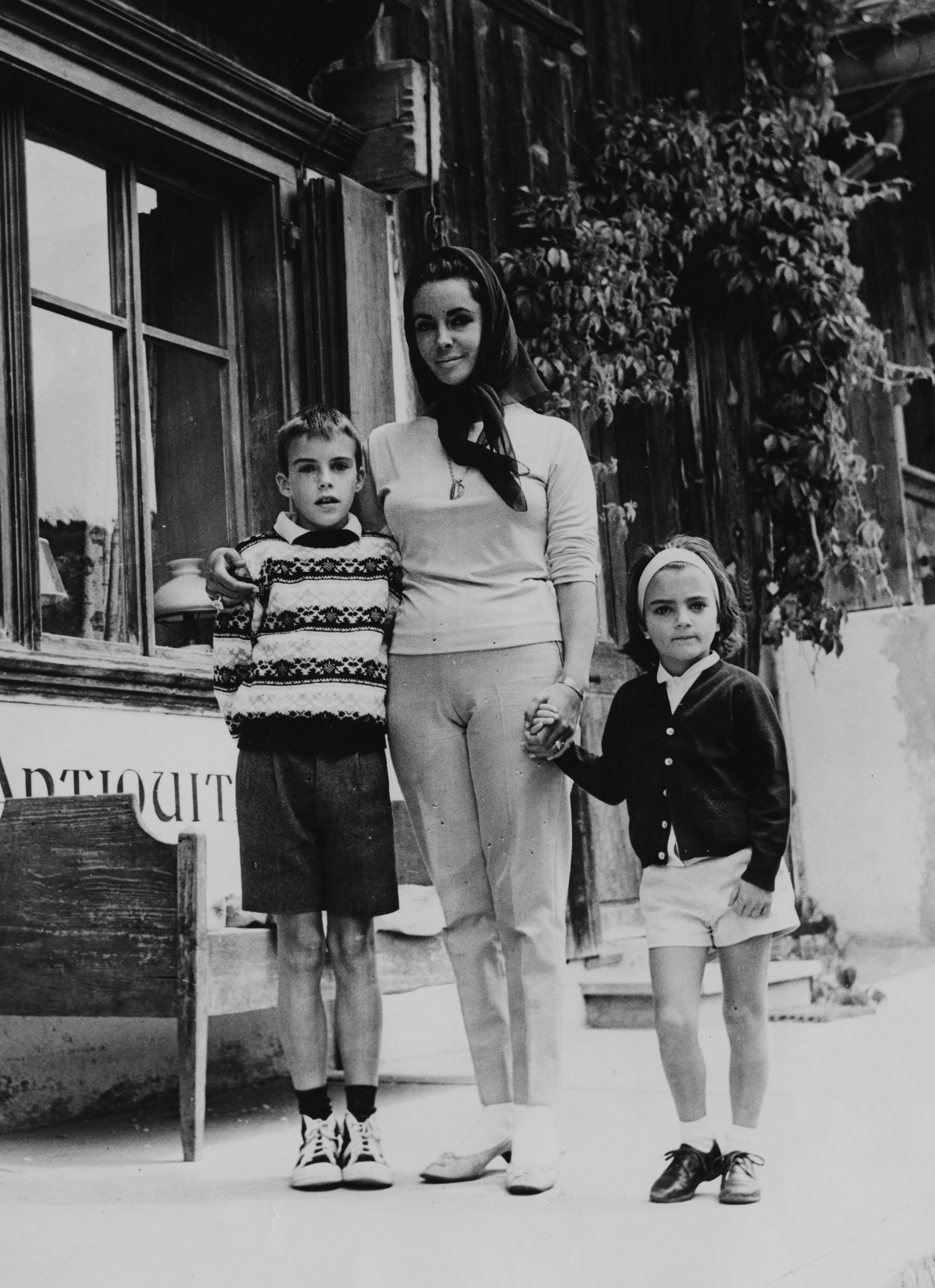 Elizabeth Taylor’s Favorite Vacation Spots Revealed | Woman's World
