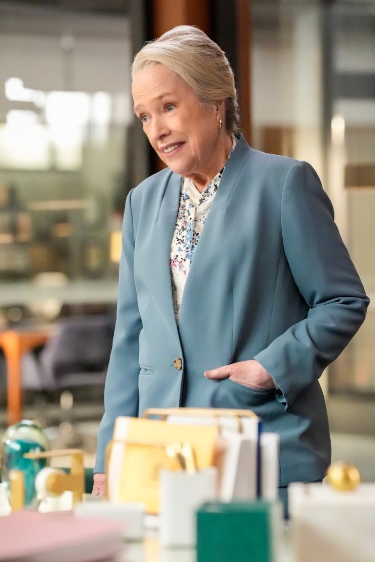 'Matlock' Costume Designer Hope Hanafin Dishes on Dressing Kathy Bates ...
