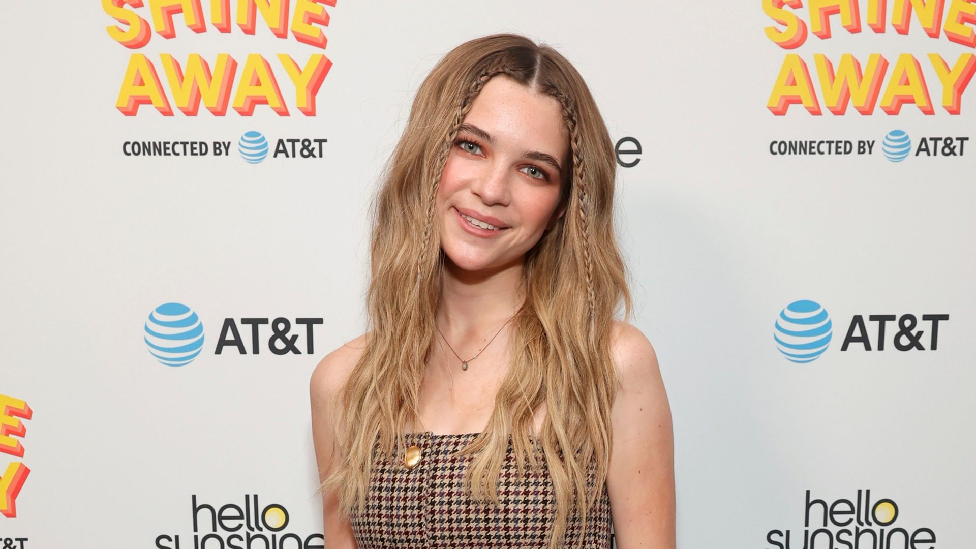 Raegan Revord Talks Life After 'Young Sheldon' & Debut Novel (EXCLUSIVE ...