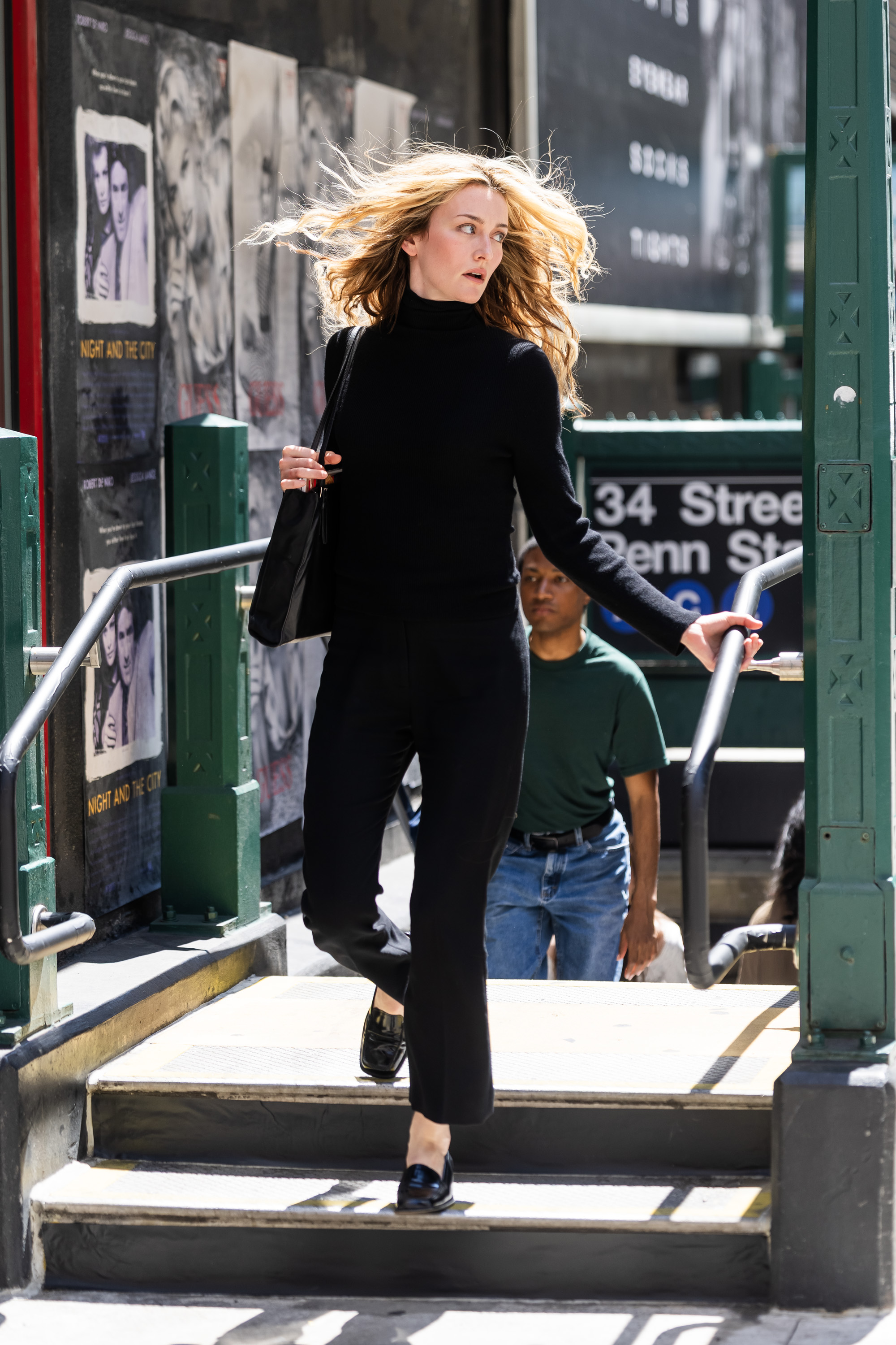 Real Carolyn Bessette-Kennedy Photos vs. 'American Love Story' Stills ...