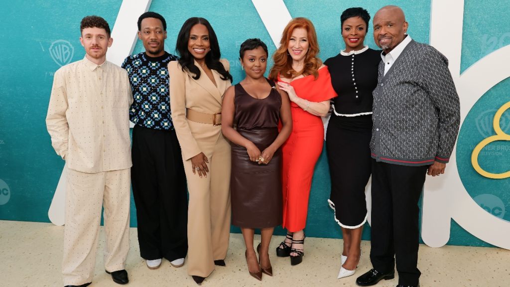 The 'Abbott Elementary' Cast's Real-Life Relationships Revealed | Woman ...