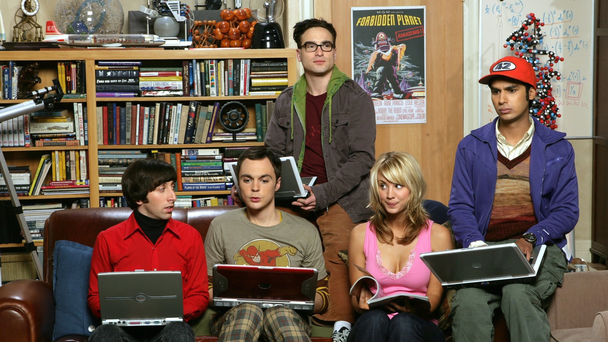 'The Big Bang Theory' Lost Pilot: Meet Katie, Who Was Replaced by Penny ...