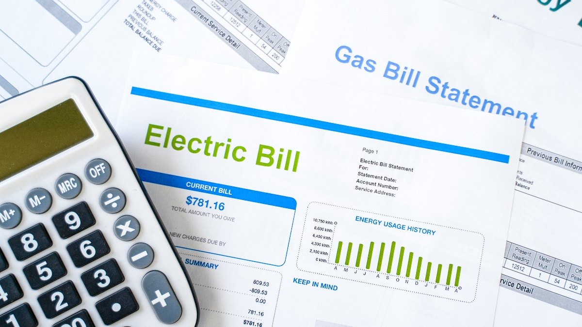 How to Use Autopay Without Overpaying or Risking Fees | Woman's World