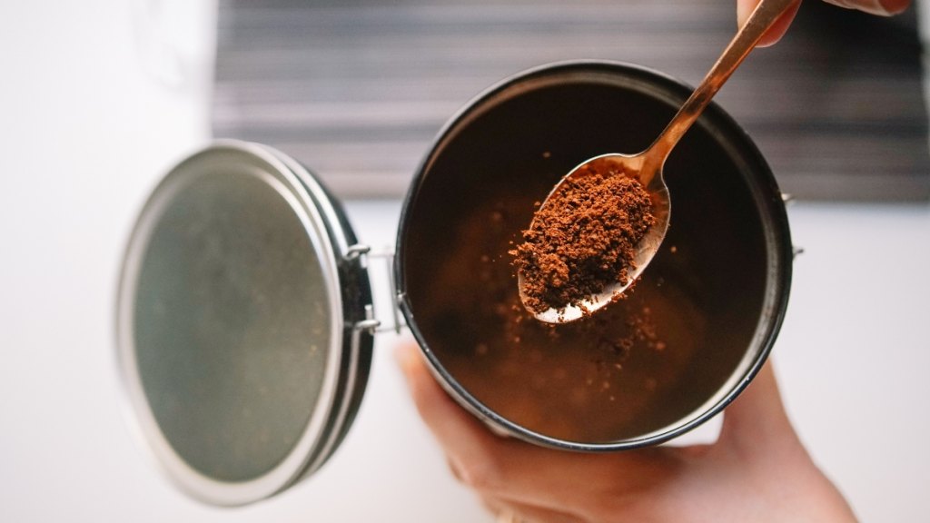 Dollar General Recalls Clover Valley Instant Coffee for Glass Risk ...