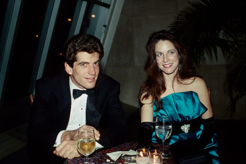 JFK Jr.’s High-Profile Love Life: A Complete Timeline—SJP to Carolyn ...