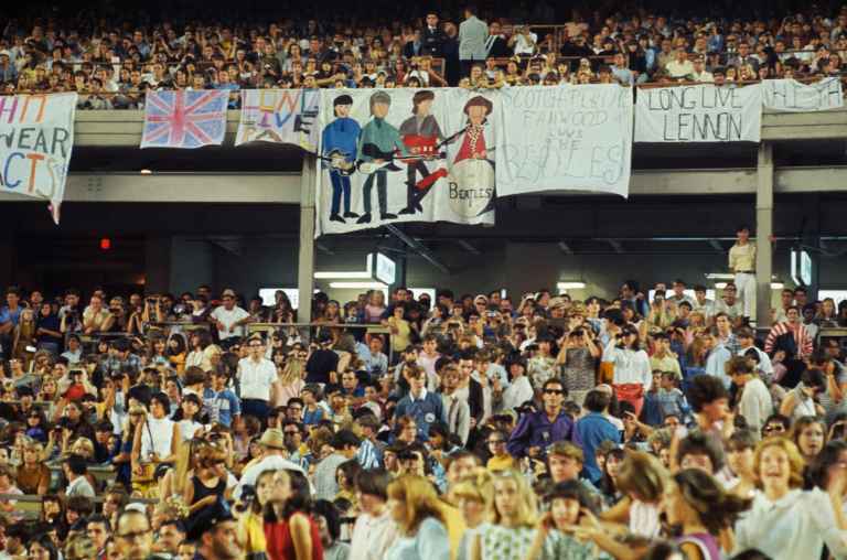 9 Rare Photos of The Beatles’ Shea Stadium Concert, 60 Years Ago Today ...