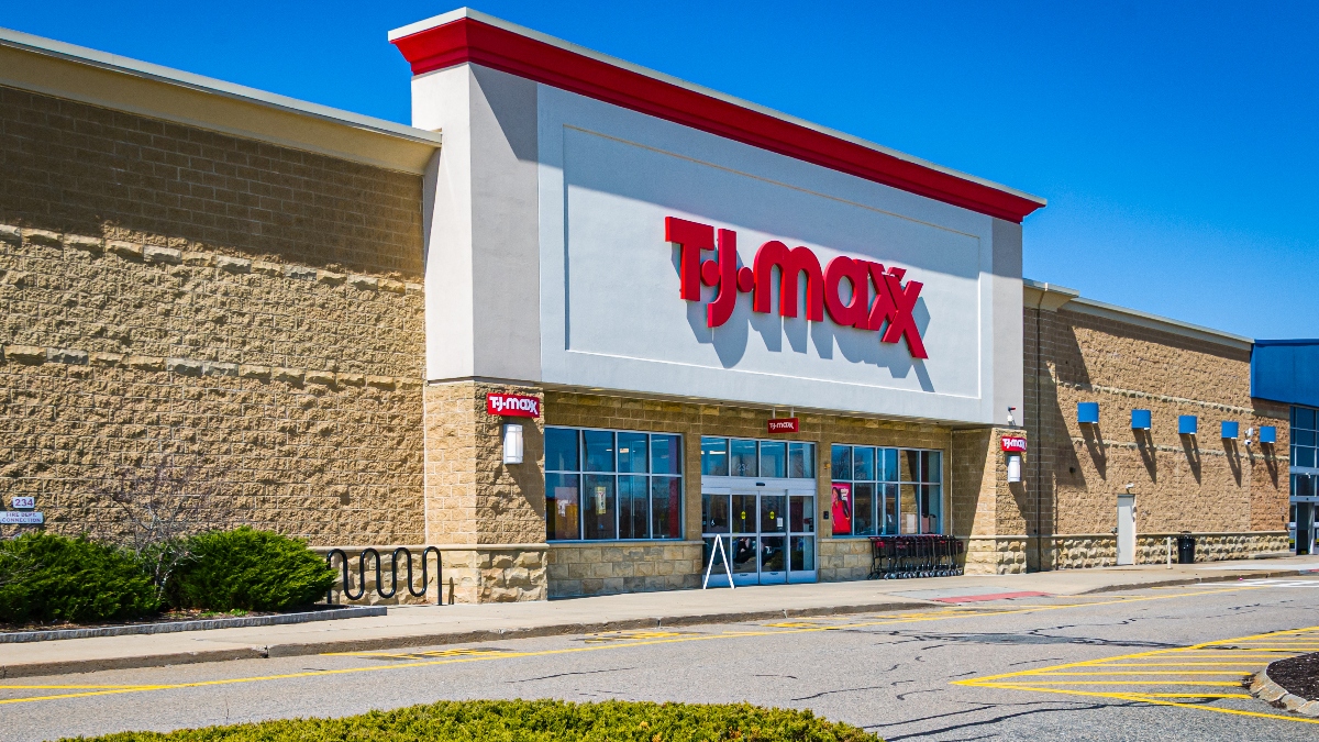 How to Find TJ Maxx’s Viral VHS Candle or Its Video Store Dupe Online ...
