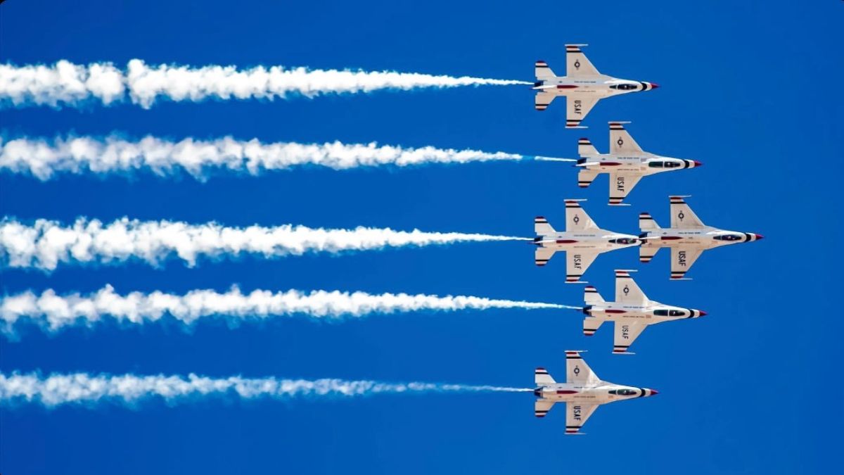 Real-Life Top Gun Pilot Michelle Curran Opens Up in New Book | Woman's ...