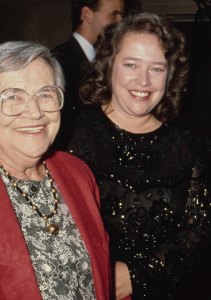 Inside Kathy Bates’ Unique Love Life & Why She Chose To Be Child-Free ...