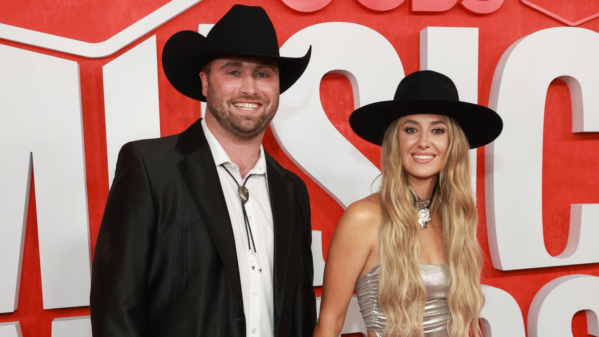Lainey Wilson's Fiancé Is Her 'Biggest Cheerleader'—Meet Duck | Woman's ...